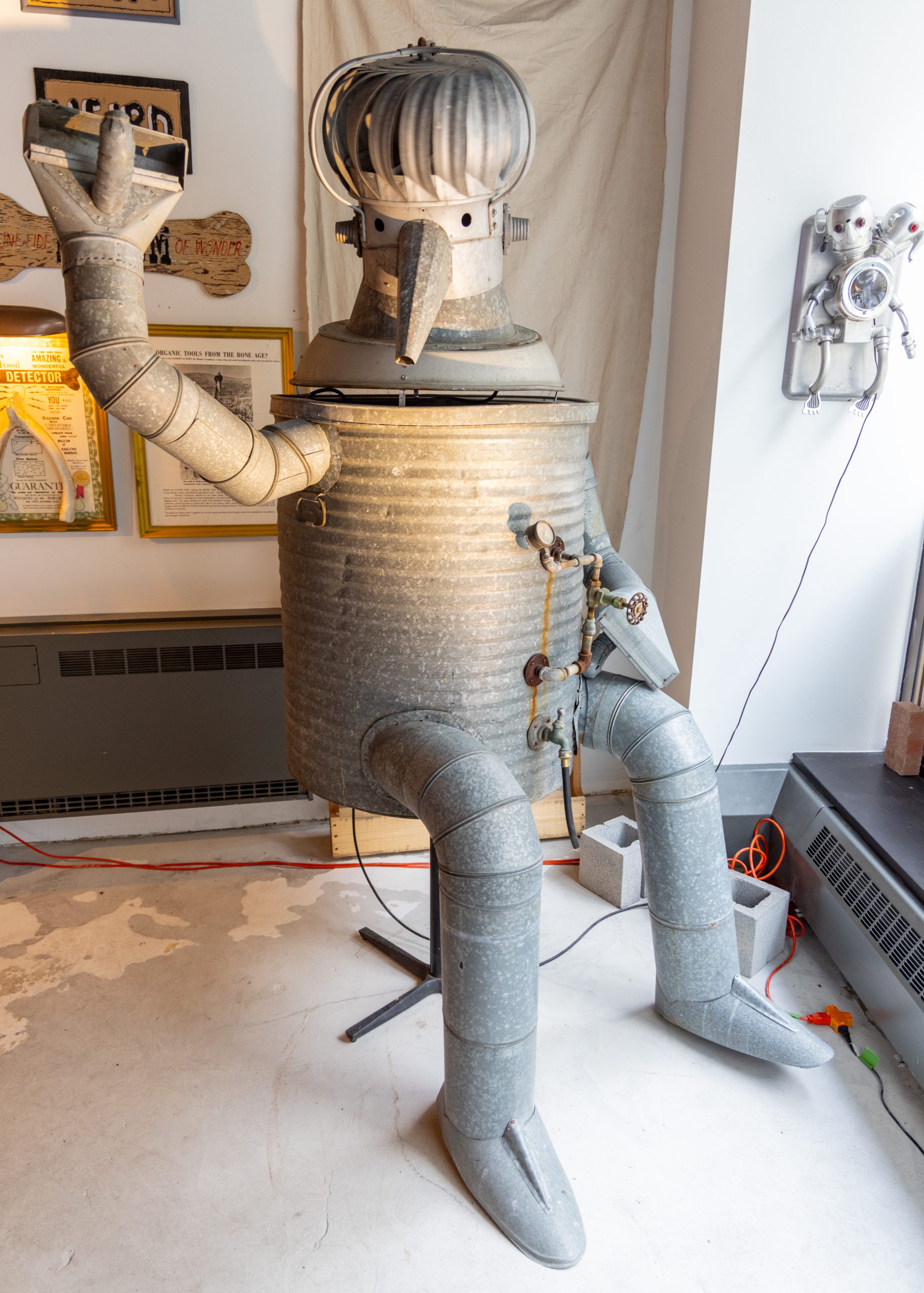 Robots – Clayton Bailey